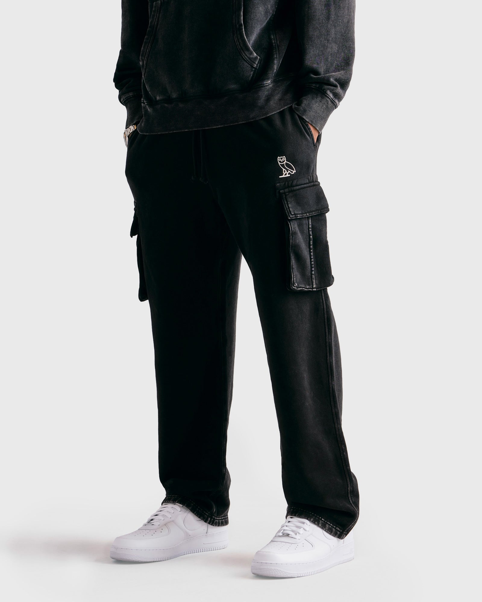 Muskoka Cargo Sweatpant - Garment Dyed Black – October's Very Own
